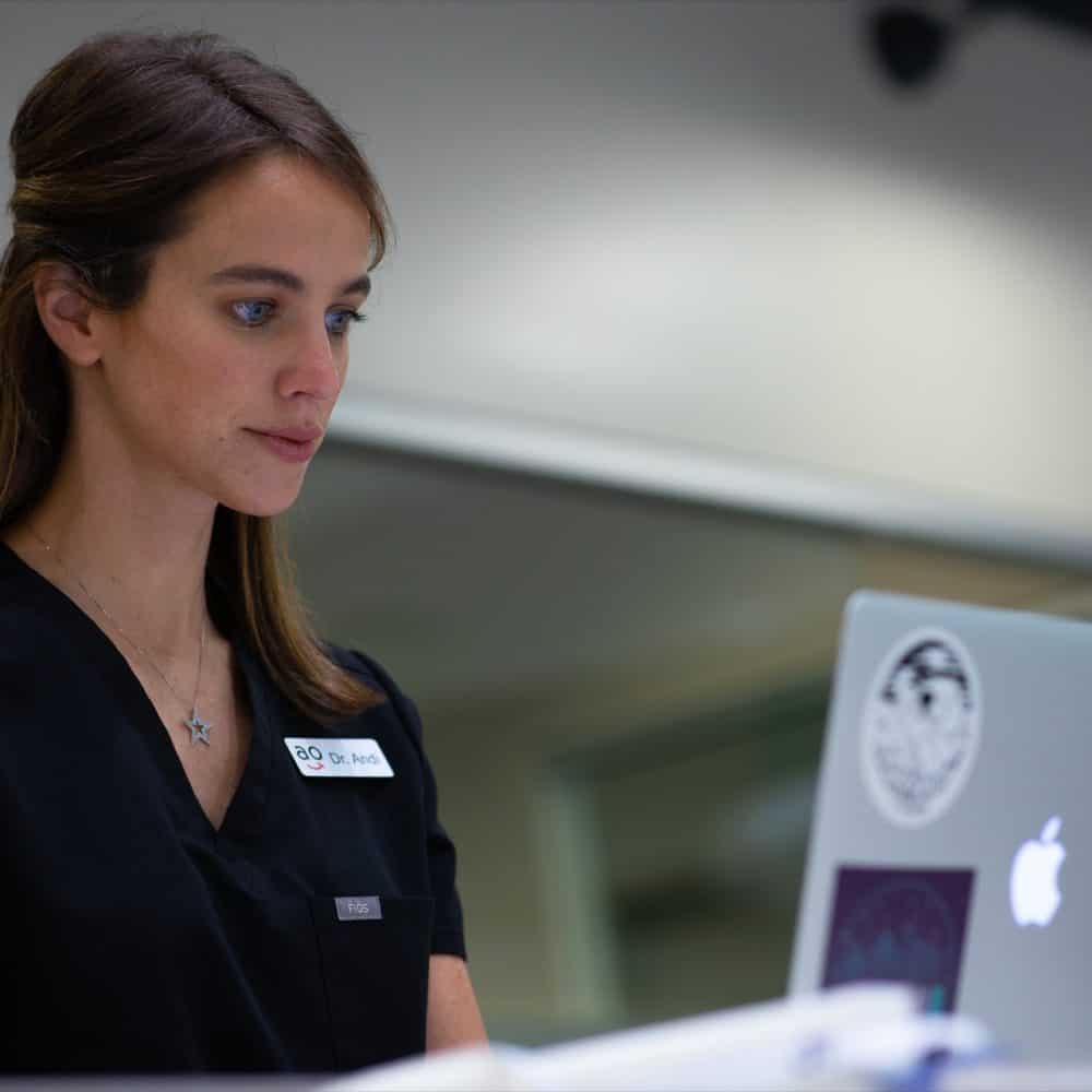 How Do I Care for the Different Types of Retainers? - Appel ...